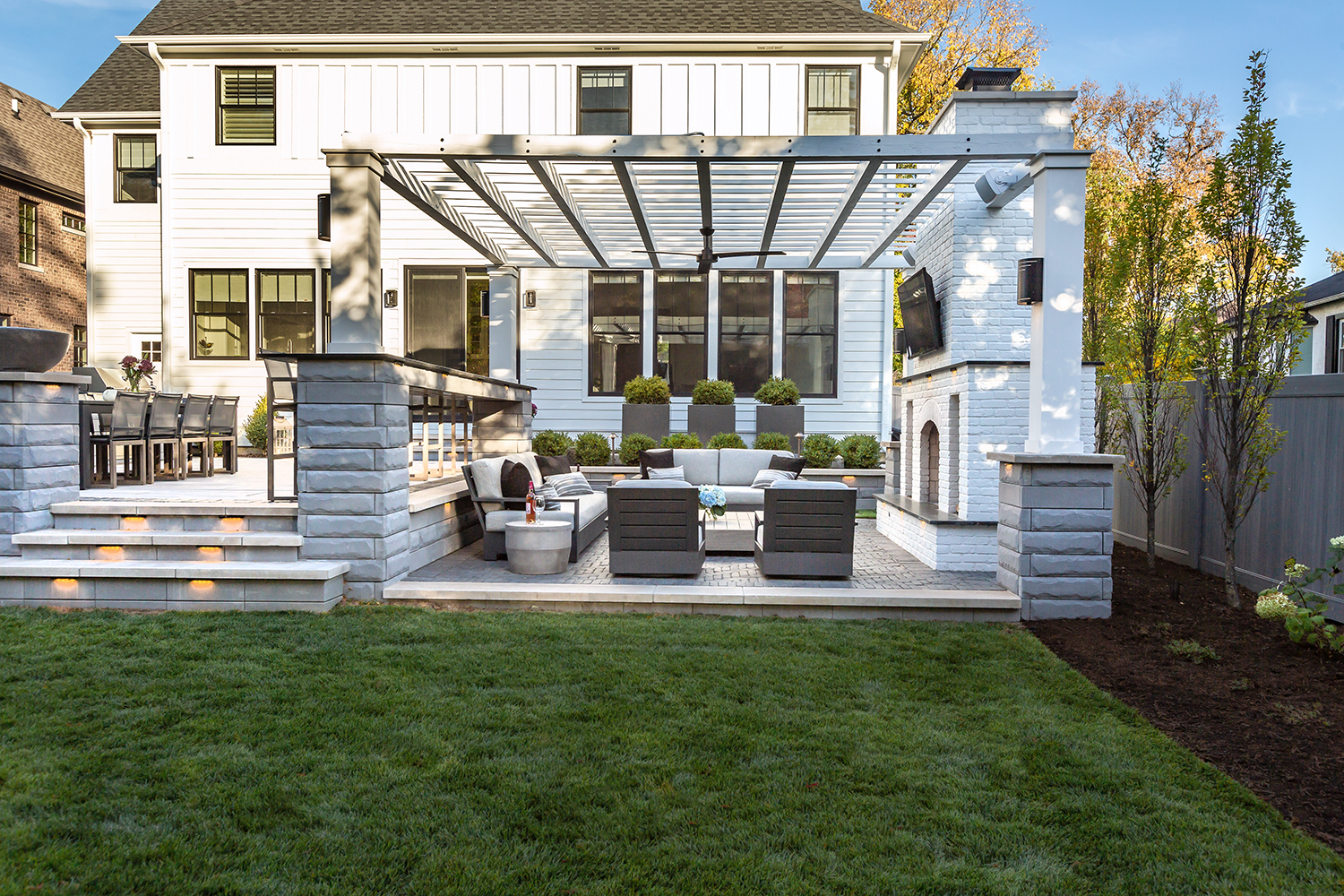 Landscape Wood Structures, Elmhurst I